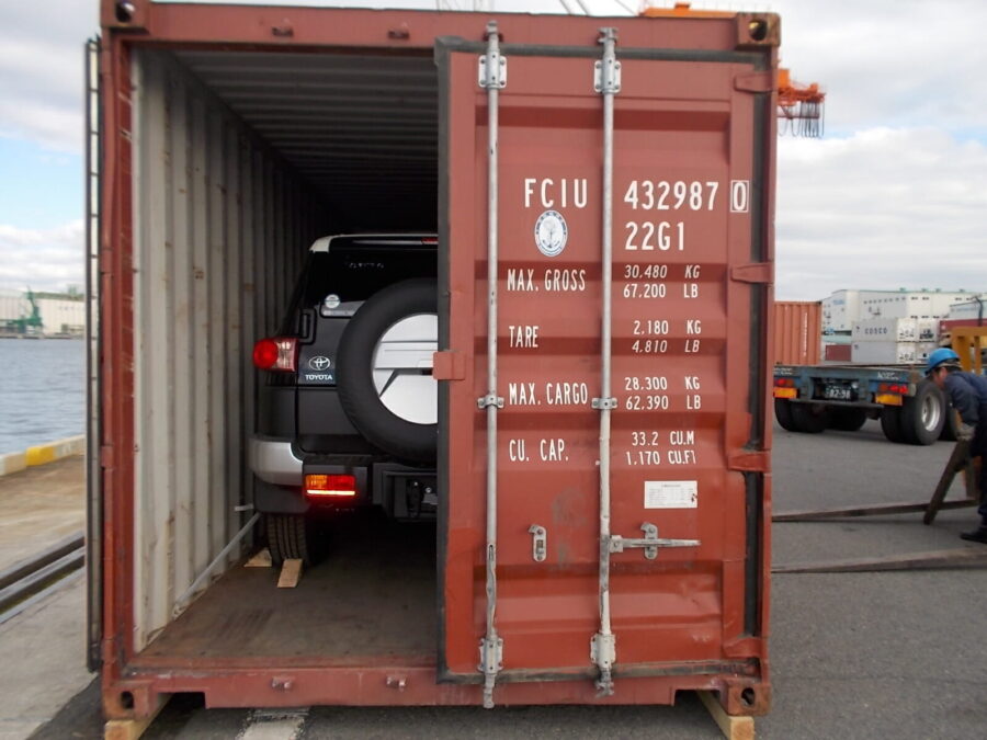 The Benefits of Shipping Containers in the Automotive Industry