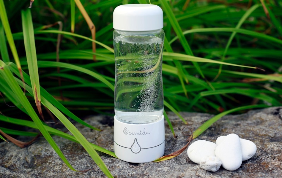 Why More People Are Switching to Hydrogen Water Bottles for Daily Hydration